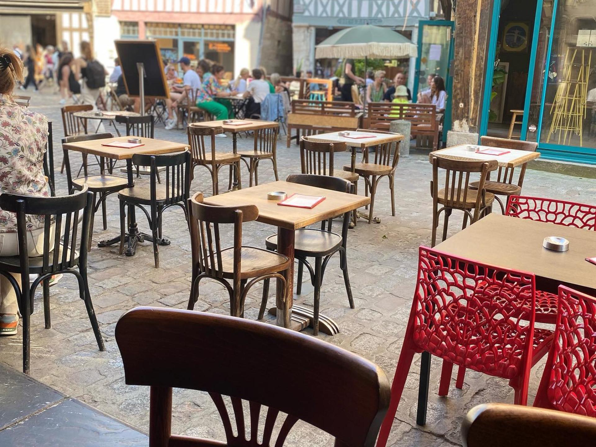 Les meilleurs bars et cafés pour boire un verre le soir à Rouen ...
