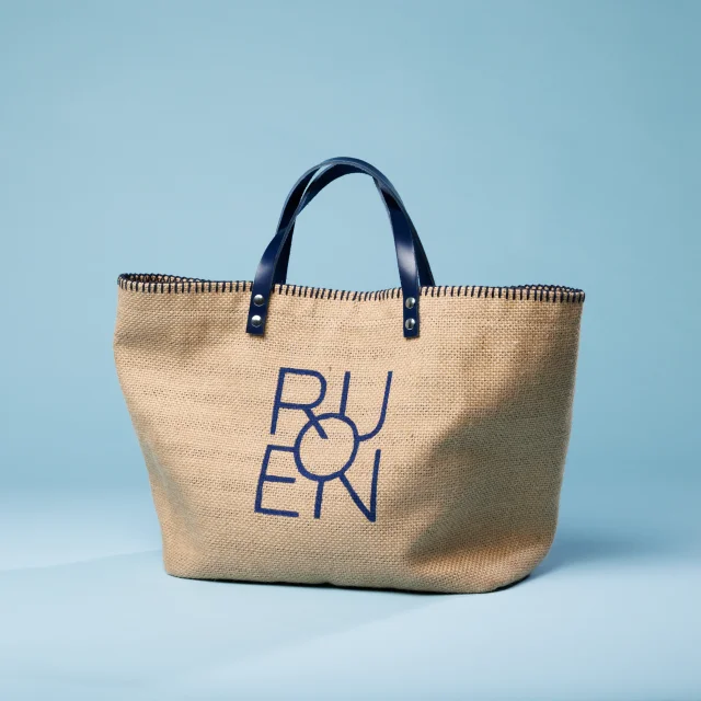 Boutique Souvenir Rouen : Gourmandise et Artisanat Local